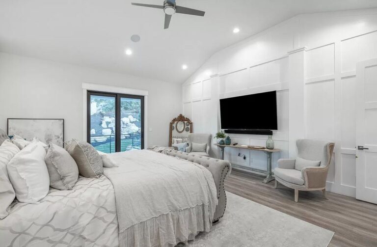 This $3,198,000 Luxury Modern Farmhouse in Utah has Stunning Views