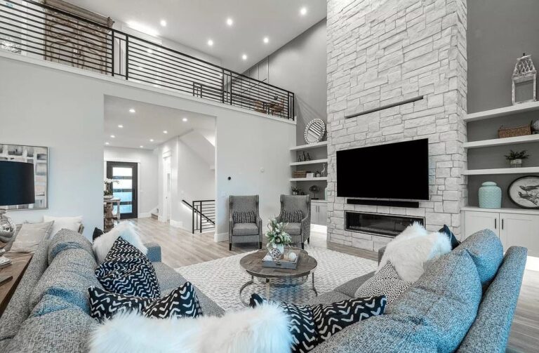 This $3,198,000 Luxury Modern Farmhouse in Utah has Stunning Views