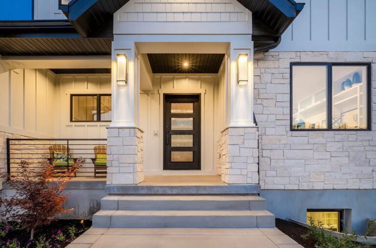 This $3,198,000 Luxury Modern Farmhouse in Utah has Stunning Views