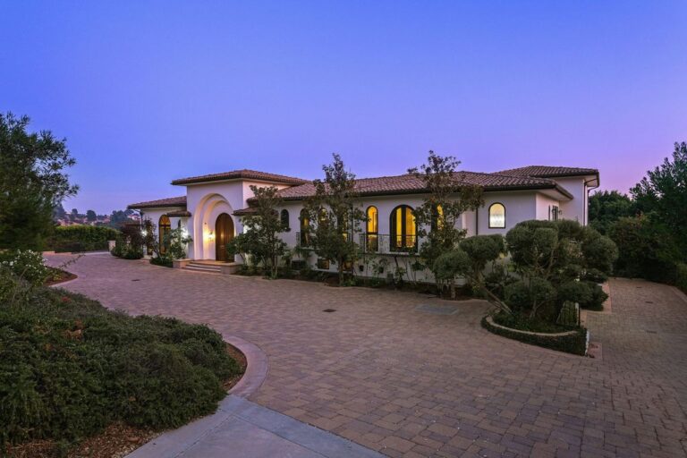 Modern Spanish Estate with Breathtaking Views and Luxurious Amenities ...