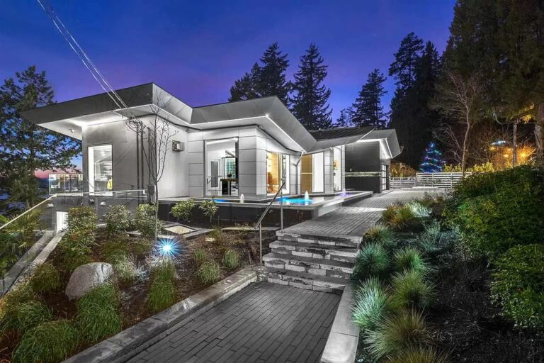 Flying Kite-Shaped Residence in West Vancouver with Breathtaking Ocean ...