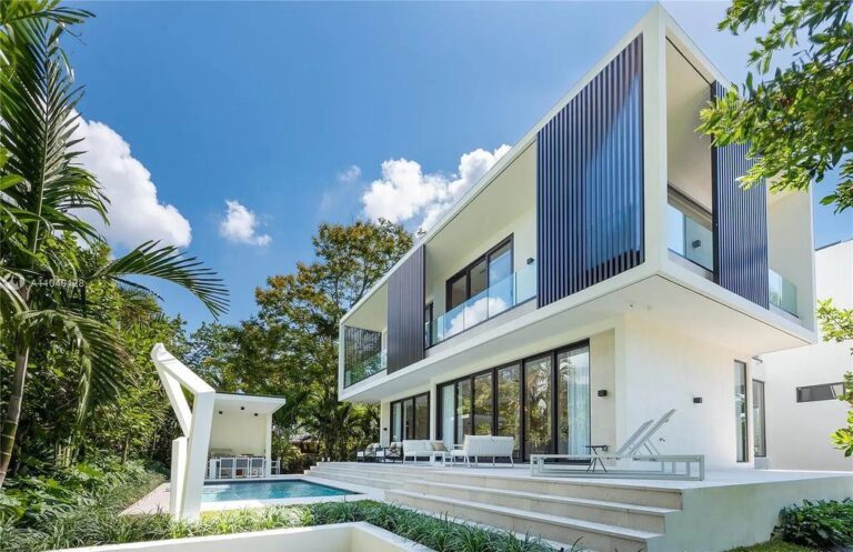 Spectacular New Modern Home in Miami Beach on Market for $5,850,000