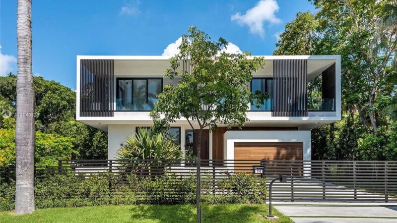 $5,990,000 Modern Fort Lauderdale Home where art meets architecture