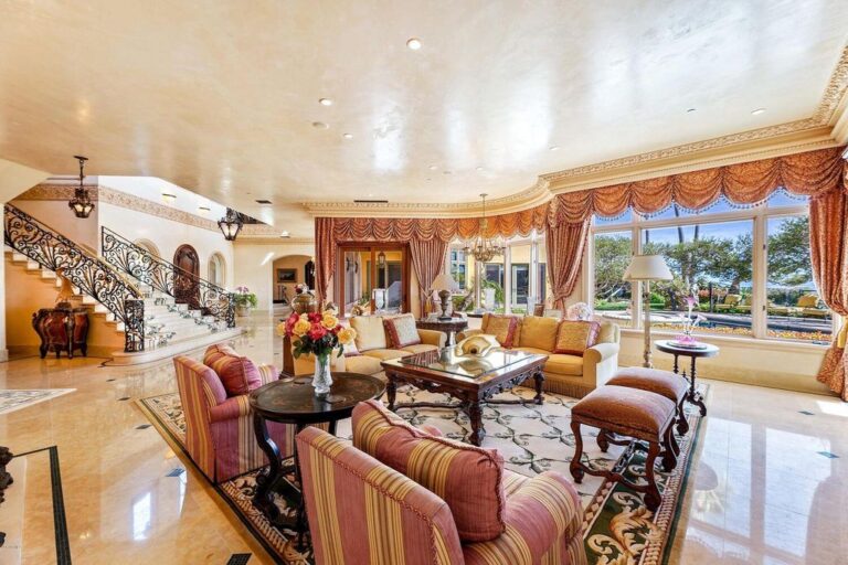 Spectacular Beachfront Mansion in Malibu's Broad Beach with A Resort ...