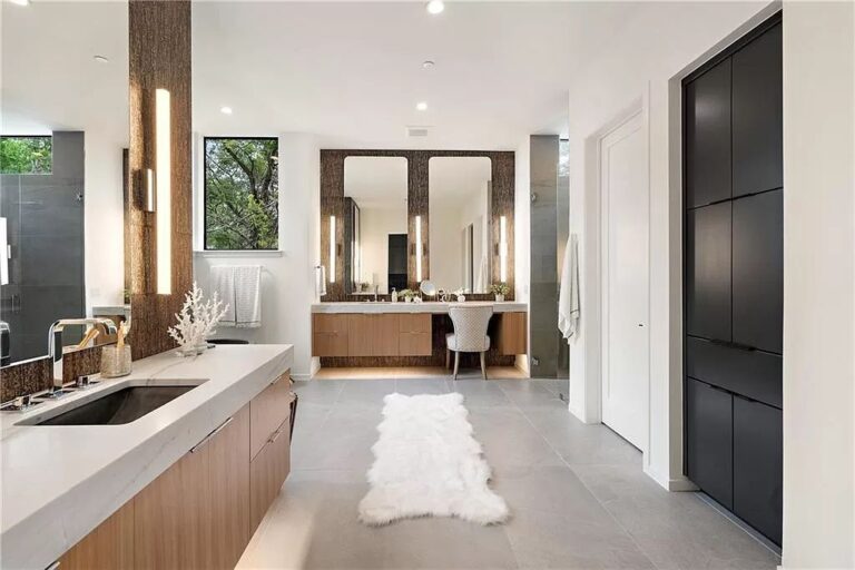 $8,990,000 Austin Home brings Timeless Beauty to Contemporary Design