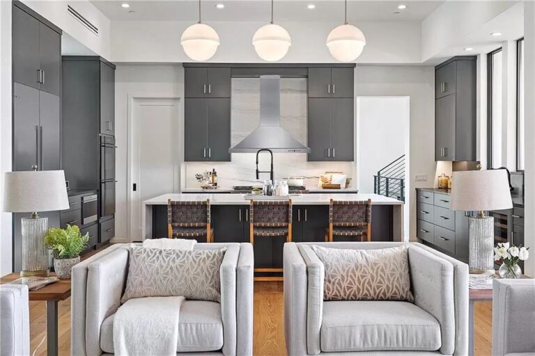 $8,990,000 Austin Home brings Timeless Beauty to Contemporary Design
