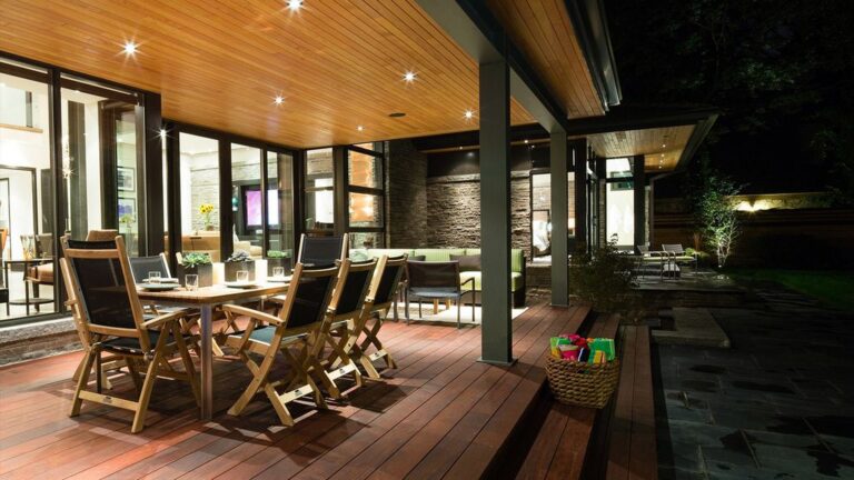 Modern Nature House for Comfort Family Living by David Small Designs