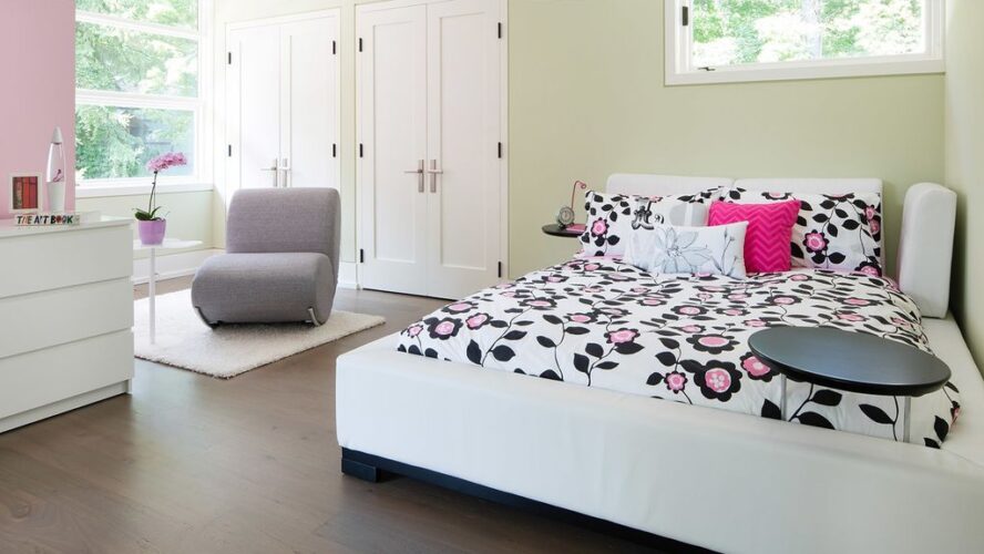 Modern Nature House for Comfort Family Living by David Small Designs