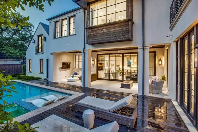 Sophisticated Custom Home in Dallas has Spectacular Outdoor Area listed ...