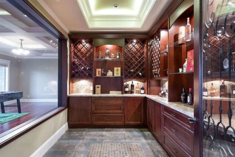 Spectacular Mansion in High Point Estates Highlights Panoramic Views