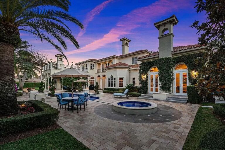 This Boca Raton Home offers An Unprecedented Perspective on Luxury Living