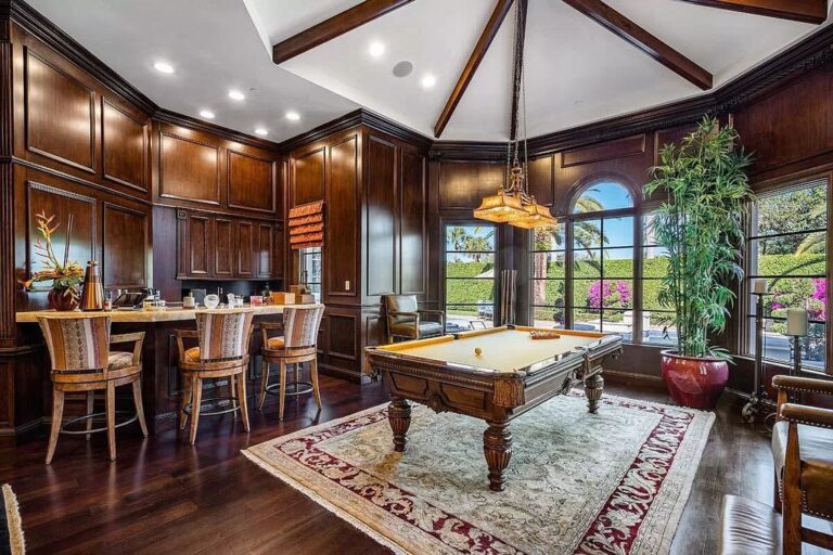 This Boca Raton Home offers An Unprecedented Perspective on Luxury Living