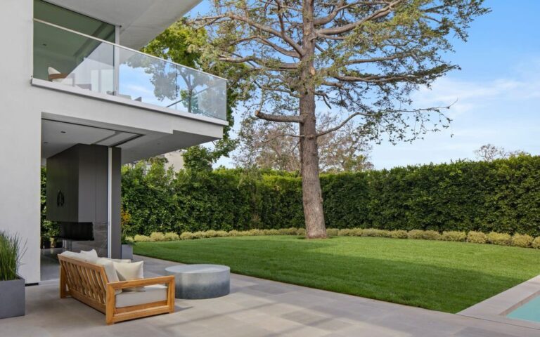 This Modern Mansion in Santa Monica completed with The Highest Luxury ...