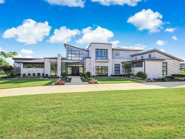 This Perfect Texas Modern Home is A True Paradise with Amazing Outdoor ...