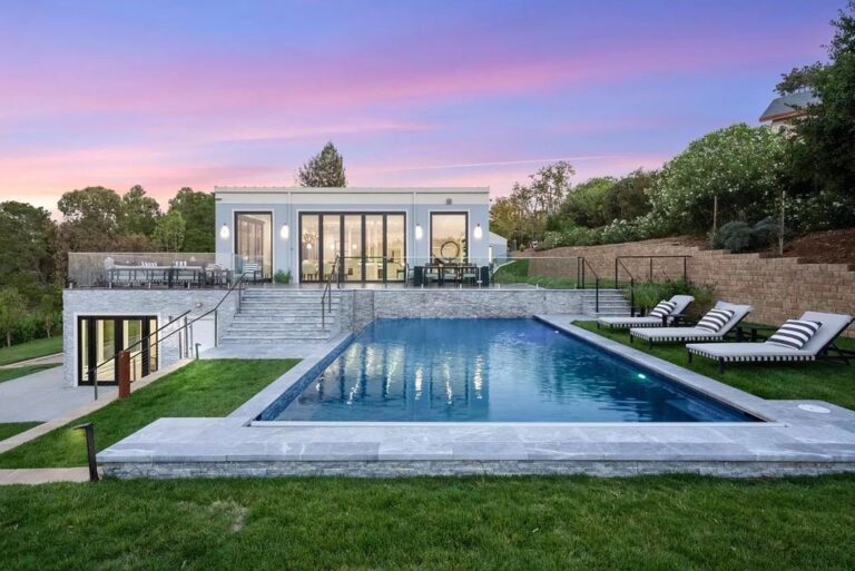 A Newly Built Modern Home in Los Altos hits Market for $15,999,888
