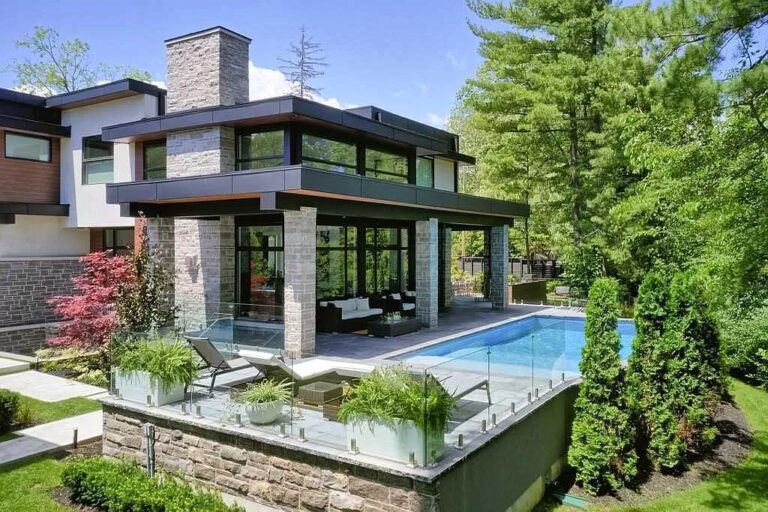 Don't Miss out on the Incredible Opportunity to Own this Elegant Modern ...