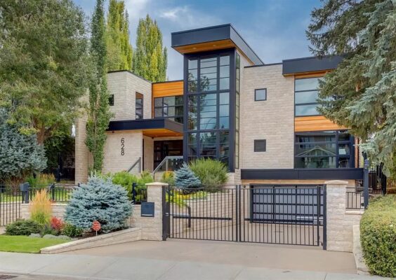 Luxury and Tranquility Meet in This C$4,695,000 Remarkable Contemporary ...