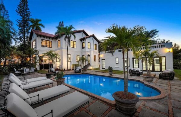 Meticulously Updated Historic Home in Miami hits Market for $6,500,000