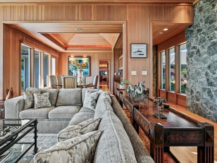 Stunning Ralph Anderson Estate in Washington with Gorgeous Blooming ...