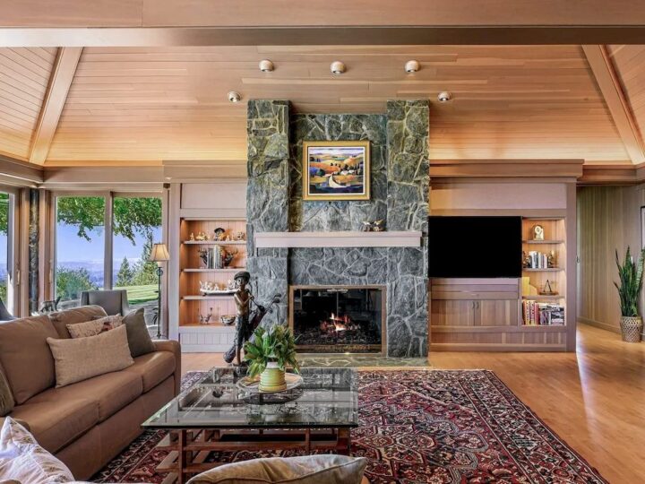 Stunning Ralph Anderson Estate in Washington with Gorgeous Blooming ...