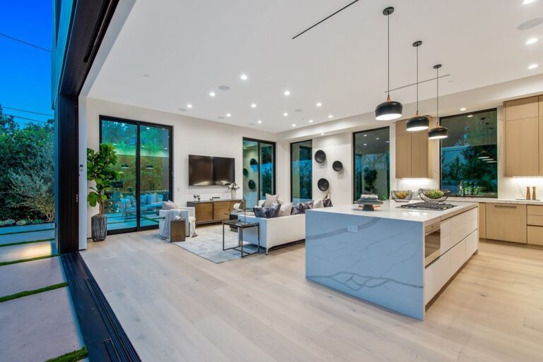 Absolutely Exquisite Upscale Modern Home in Brentwood for $5,999,950
