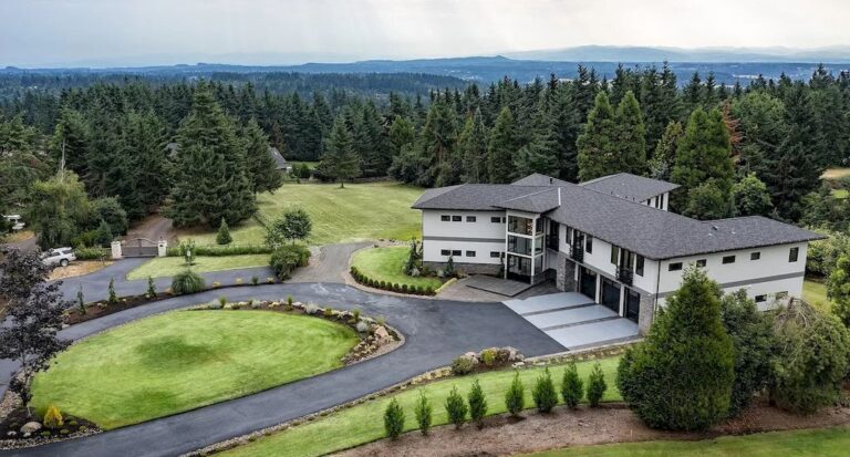 Escape to Your Private Paradise in This $3,950,000 Delightful Modern ...