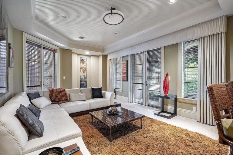 This Premium Mansion set on the best Location in Boca Raton has just ...