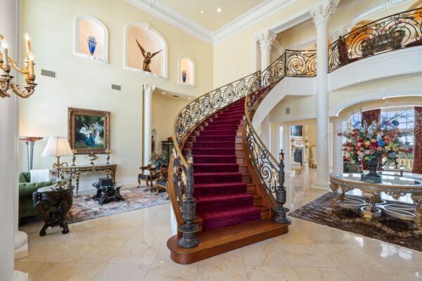 $9.9M Elegant Italian Baroque Mansion in Austin with Breathtaking Views