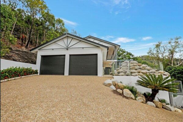 Timeless classic Queensland estate offers an unrivalled lifestyle for Sale