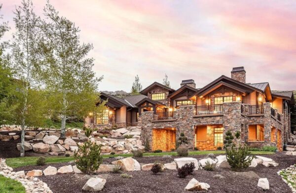 This $4,000,000 outstanding home in Utah offers world class ski resorts ...