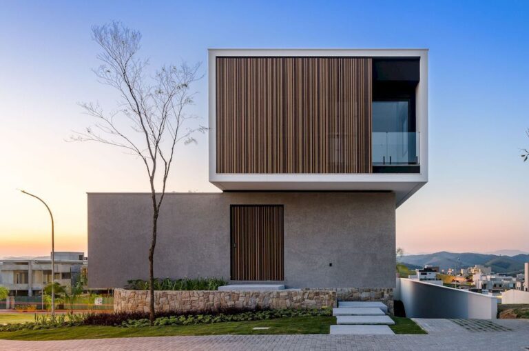 Alpha House for residents´ privacy & comfort by Otta Albernaz Arquitetura