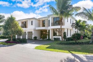 Brand New Contemporary Home in Boca Raton hits Market for $9,750,000