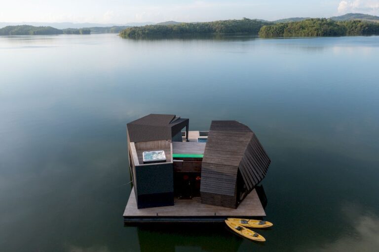 PLA2 house, a luxury raft for immersive water experience by Dersyn Studio