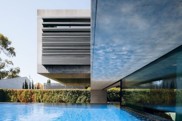 Strong Arm House, a flexible, practical home in Australia by MCK Architects