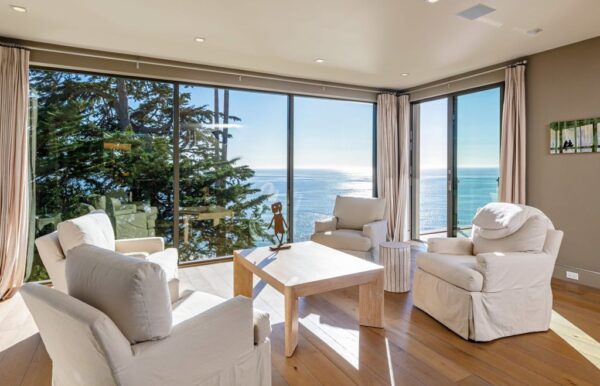 Stunning Beachfront Point Dume Home for an Extraordinary Life