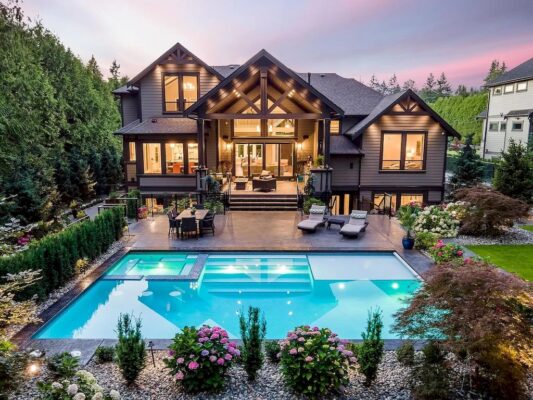 Magnificent Home in Maple Ridge Surrounded by Beautiful Garden