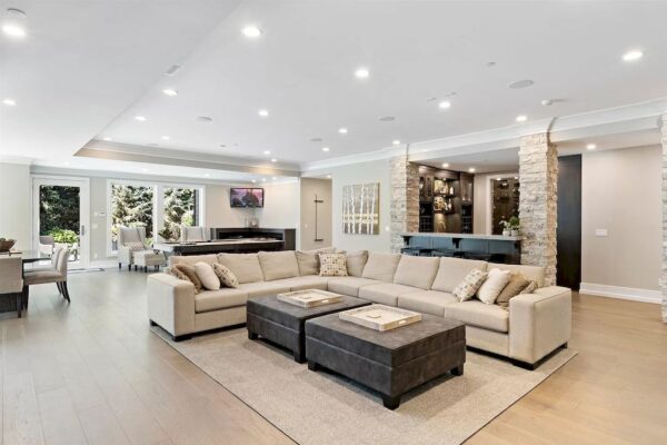 Magnificent Home in Maple Ridge Surrounded by Beautiful Garden