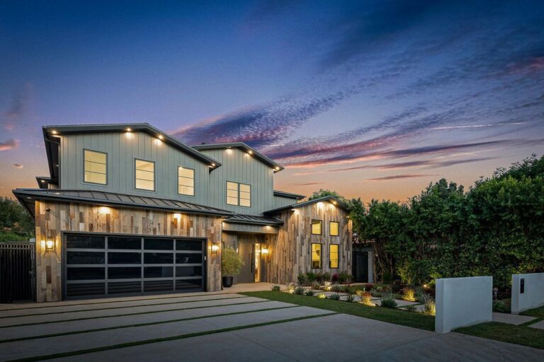 $3,599,900 Phenomenal Architecturally Designed Home in Valley Village