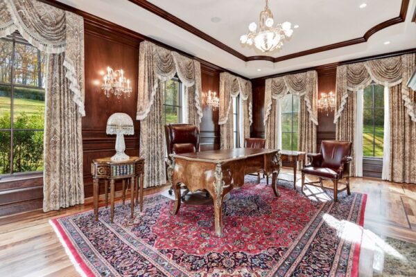 This $5,800,000 Palatial Home Offers Extraordinary Luxury Living amidst ...