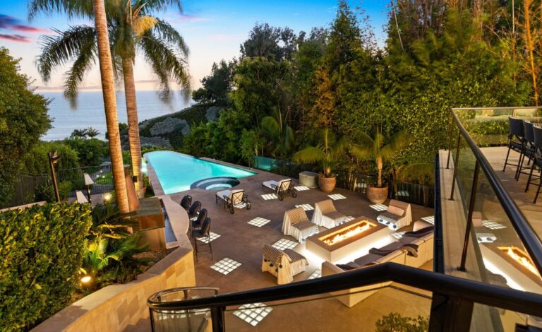 This Remarkable Architectural Villa in Malibu is A Truly Paradise for ...