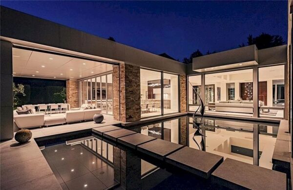 This Magnificent Contemporary Home in Ohio on Market for $4,995,000