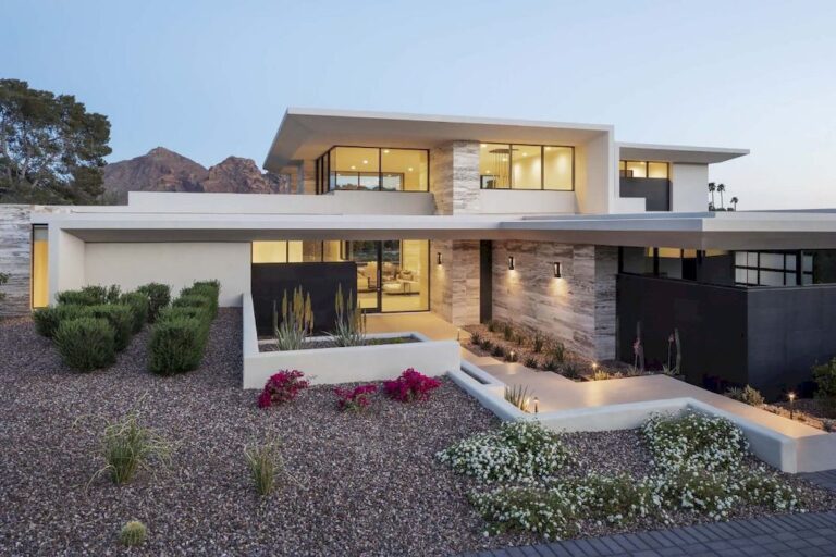 Contemporary design Razor’s Edge with Natural Beauty by Drewett Works