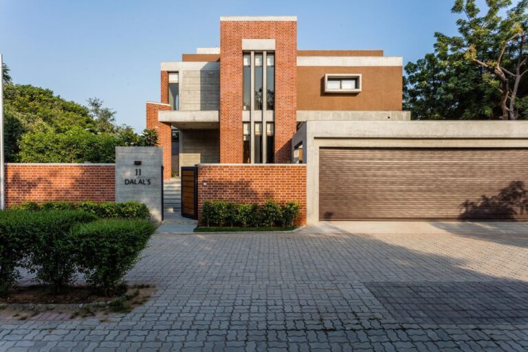 Dalal House, an Impressive Home in India by Groundwork Architecture