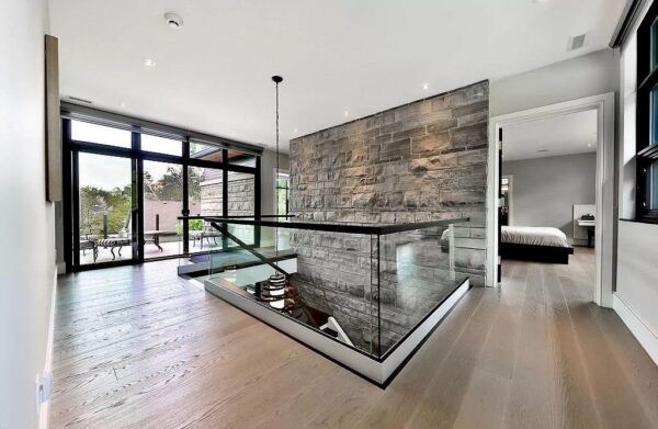 Modern Sophisticated Design Masterpiece in Ontario Lists for C$8,200,000
