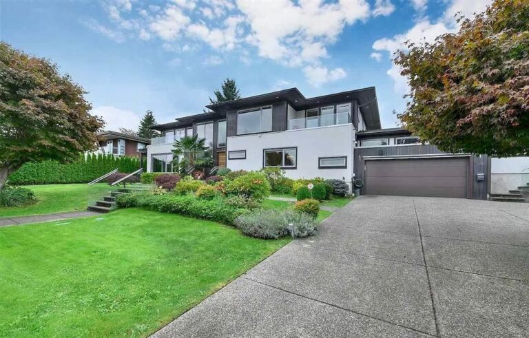 Spectacular Estate in West Vancouver with Amazing Ocean & City View ...