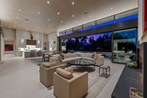 This Vintage Country Club Home is a True Trophy of Design