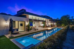 This Vintage Country Club Home is a True Trophy of Design