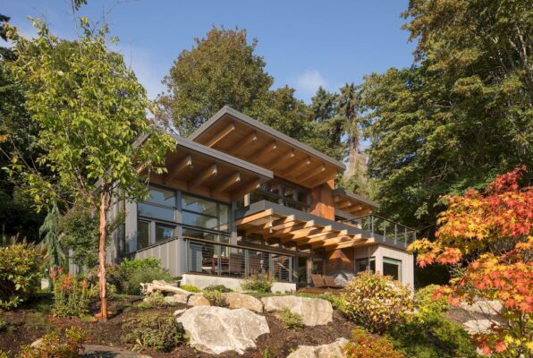 Island Retreat Features Pacific Northwest-style House by Coates Design