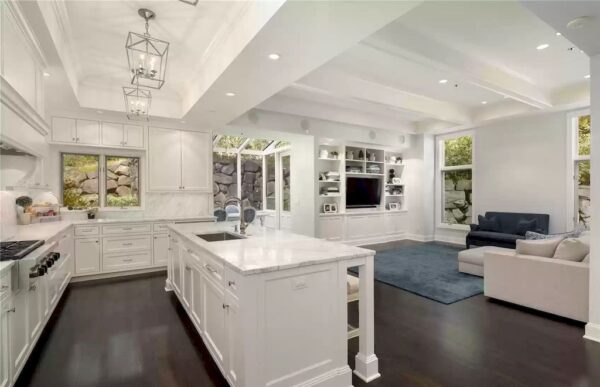 Gorgeous Italian Renaissance-inspired Architecture Featured in this ...