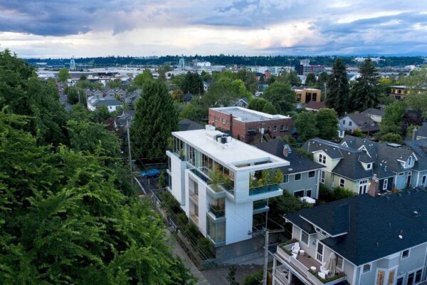 Skyview House, Inverts its Layout for More Natural Living by William Kaven